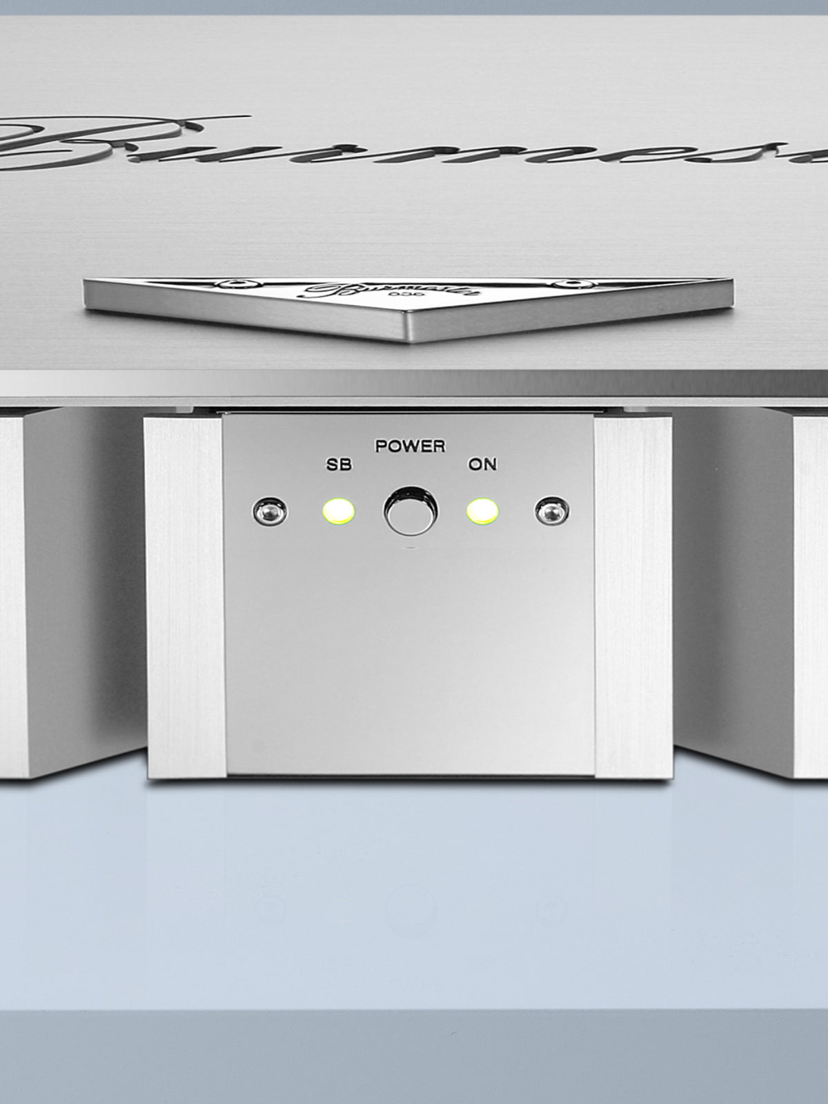 Burmester 036